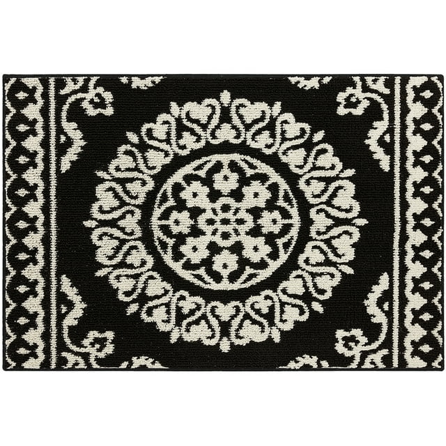 Mainstays Medallion Loop Indoor Accent Rug, Black and Cream, 20x34 ...
