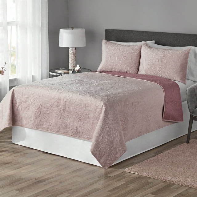 Mainstays Mink Lilac Medallion Polyester Quilt, King, Reversible ...