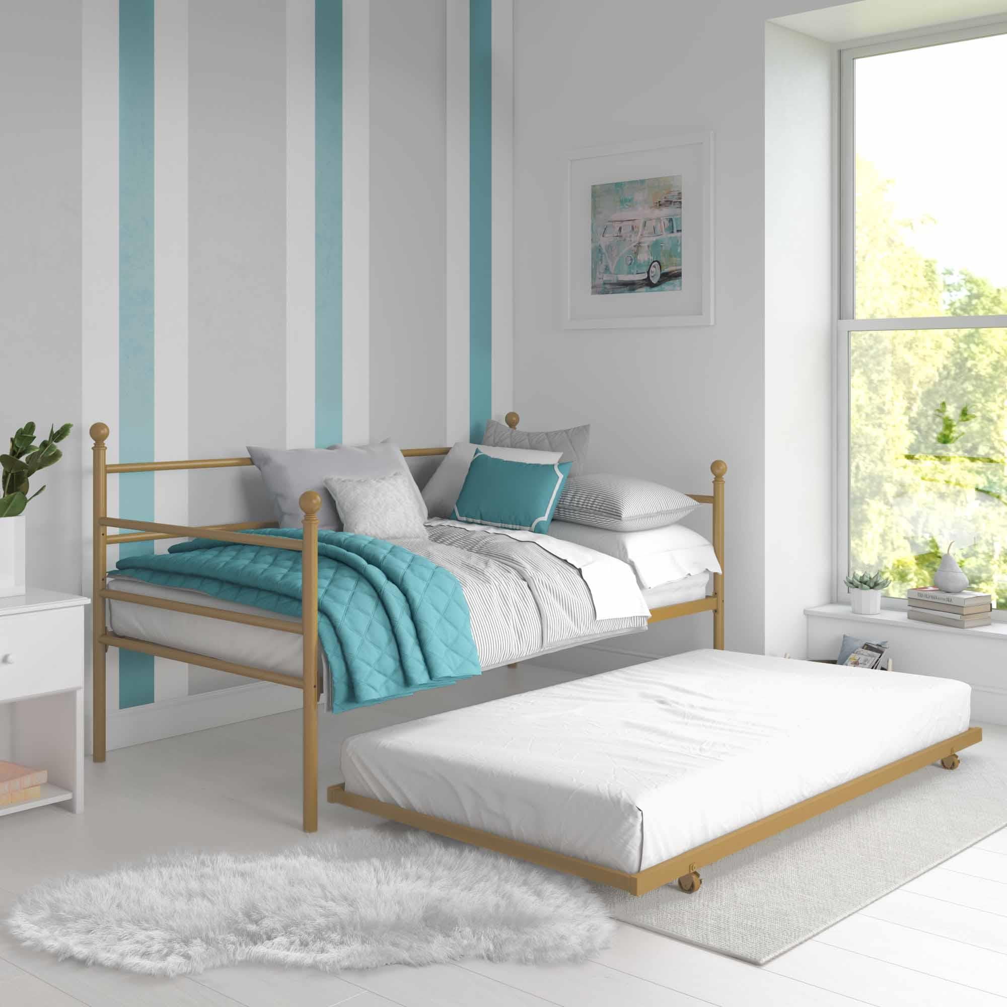 Mainstays Modern Metal Daybed with Trundle, Twin Size Frame, Gold ...