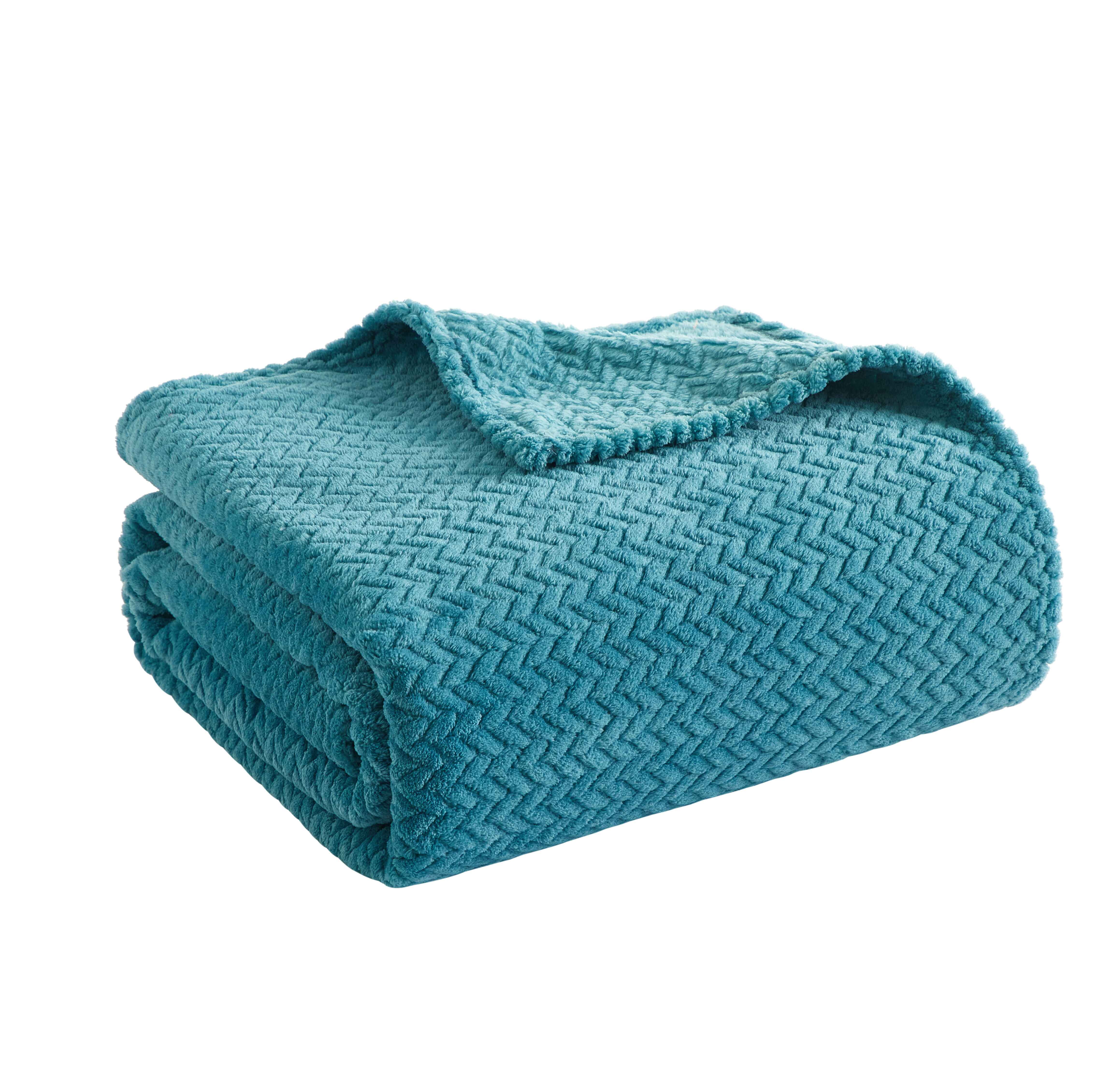 Mainstays Plush Textured Blanket, Blue, Full/Queen 90" x 90", All Ages ...