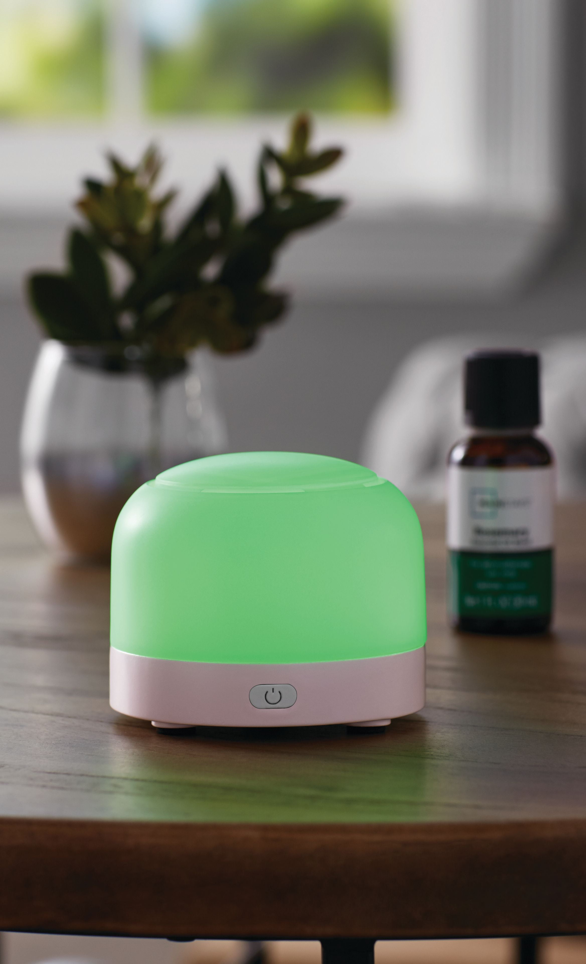 Mainstays Portable Travel Fan Diffuser in White Color - Walmart.com