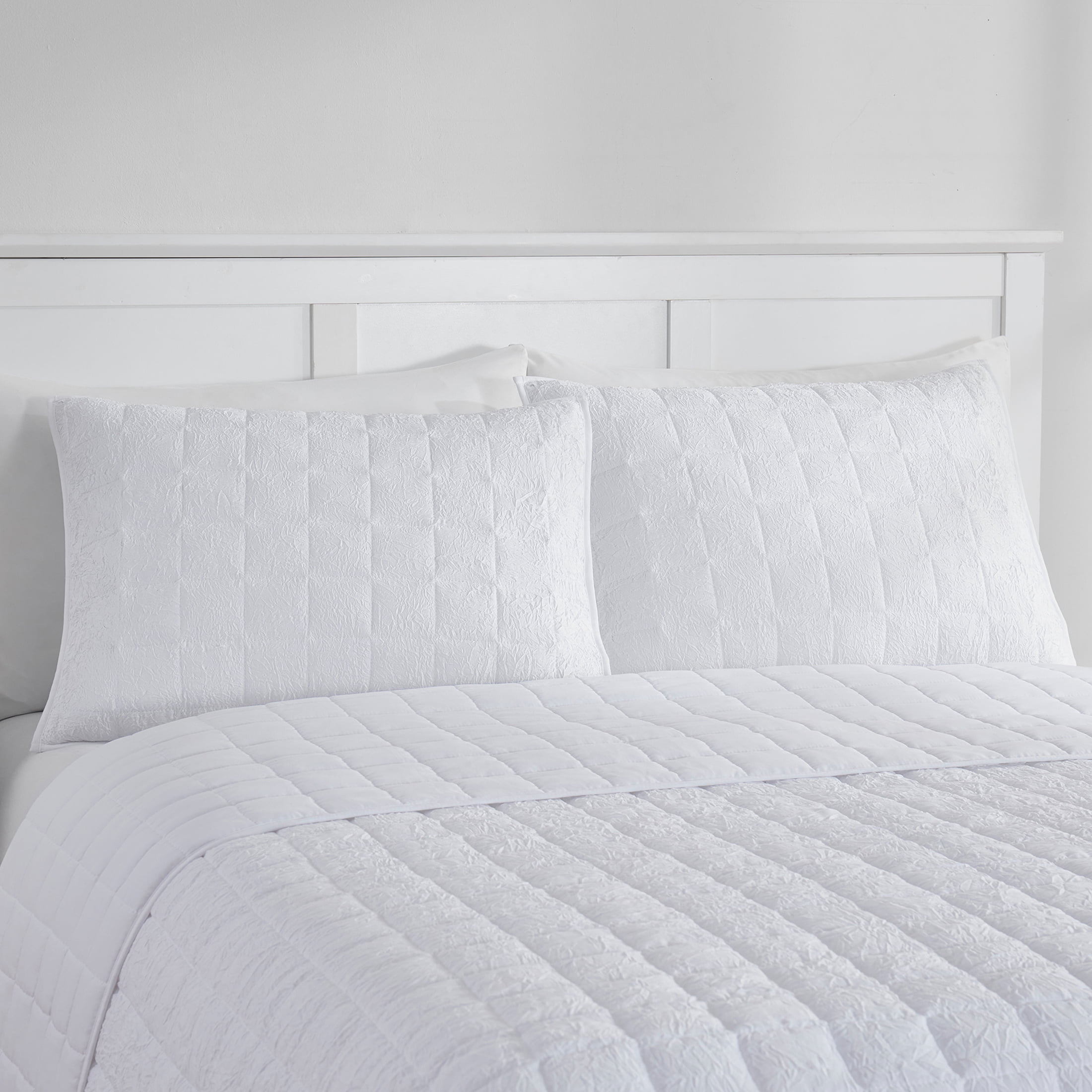 Mainstays Solid White Crinkle Box Soft Wash Pillow Shams, Standard (2 ...