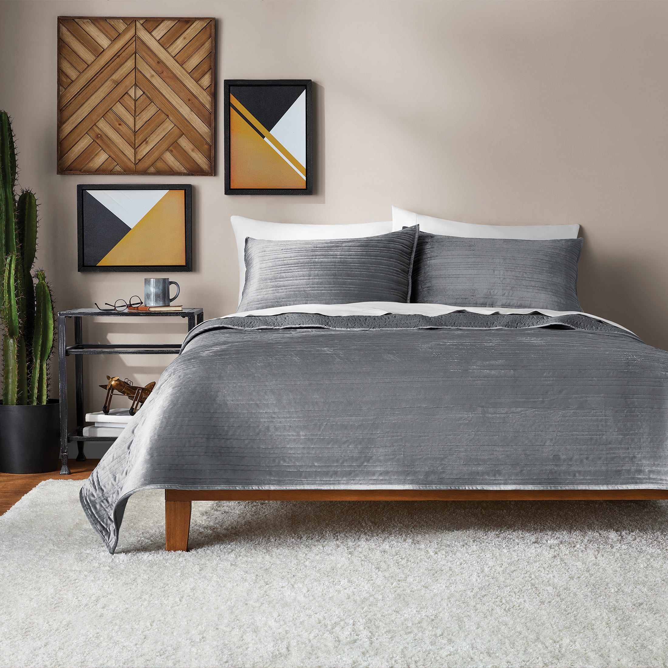 Mainstays Soft Velvet Quilt, King, Soothing Grey, Soft & Cozy Bedding ...
