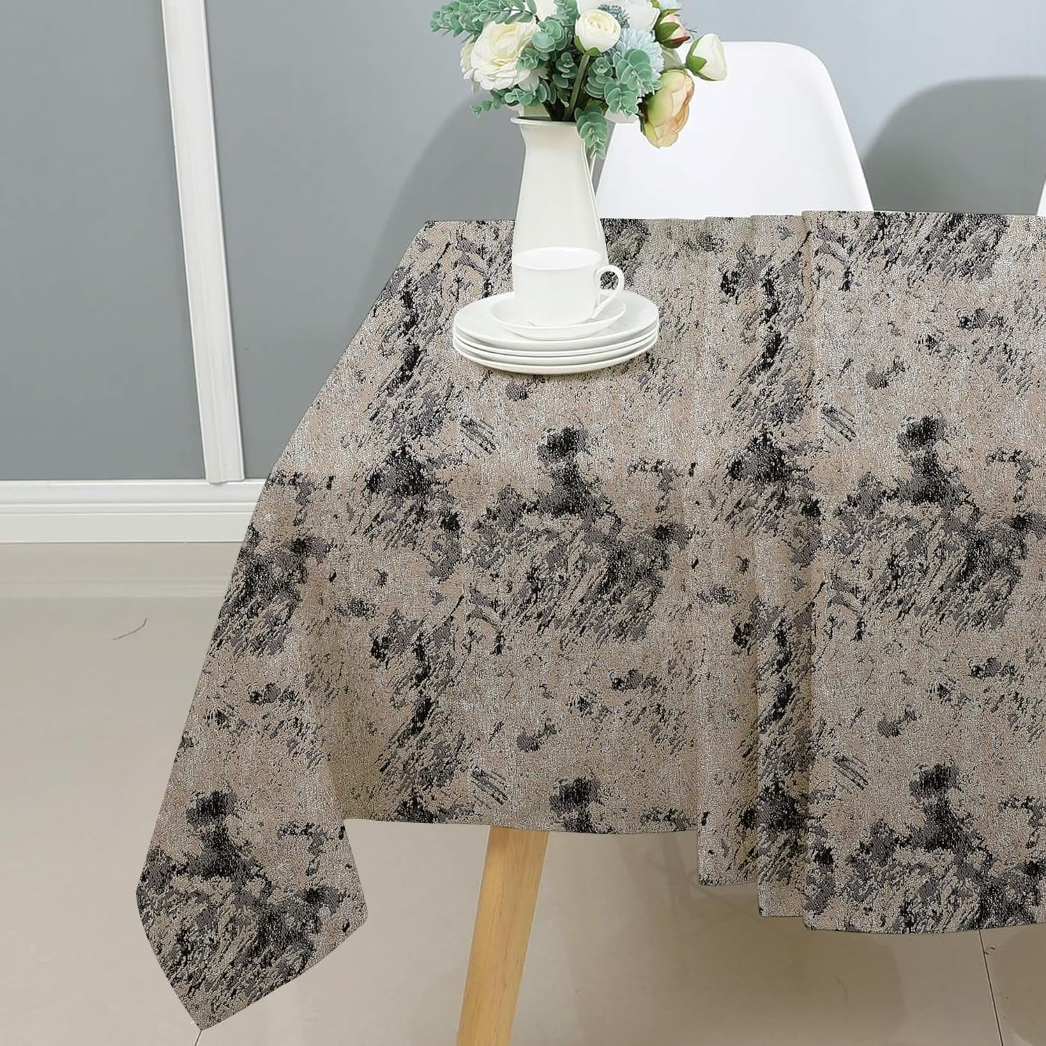 Majestic Giftware Jacquard Tablecloths for Rectangle Tables (TARBK-5490 ...