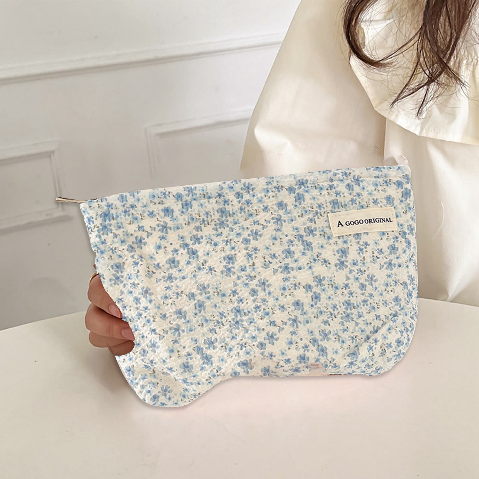 Makeup Organizer Rim Makeup Scrunch Bag And Purse Organizer Beauty ...