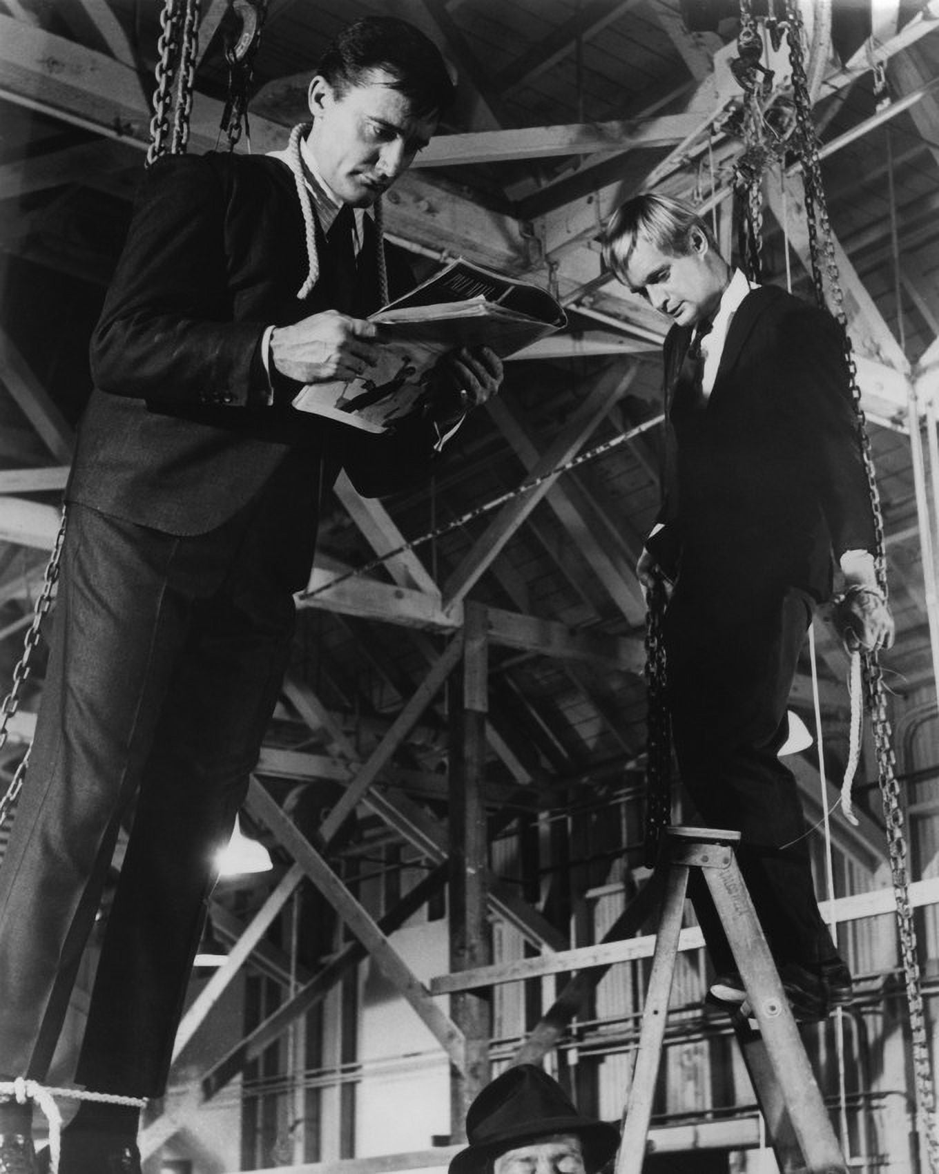 Man From U.N.C.L.E. Robert Vaughn David Mccallum Chained To Rafters ...