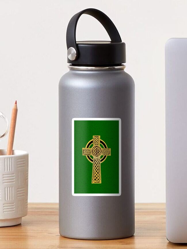 Maneki Celtic Cross Gold And Green Sticker, Phone Decal Water Bottle ...