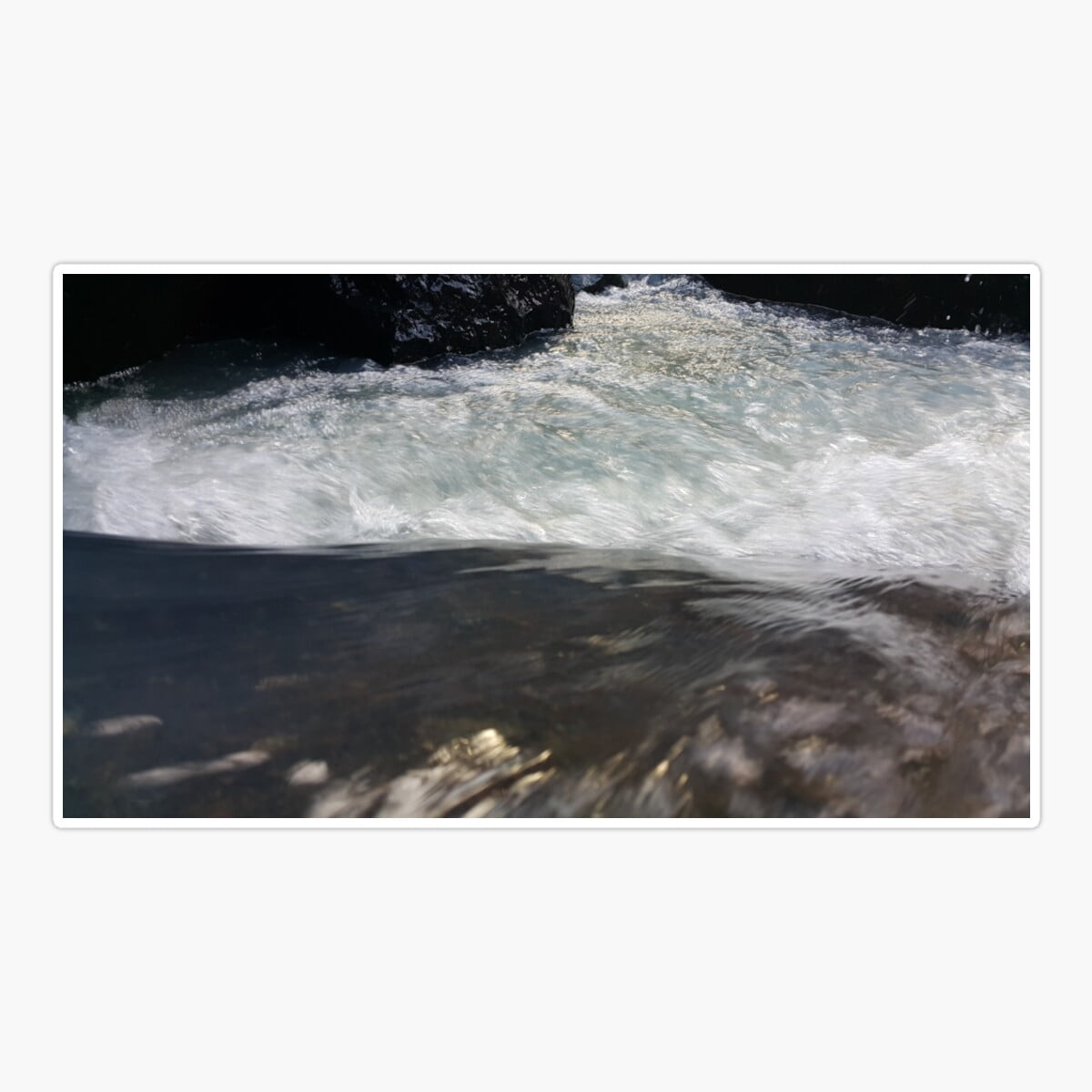 Maneki The Flowing River Water Produces Beautiful Bubbles. Perfect For ...