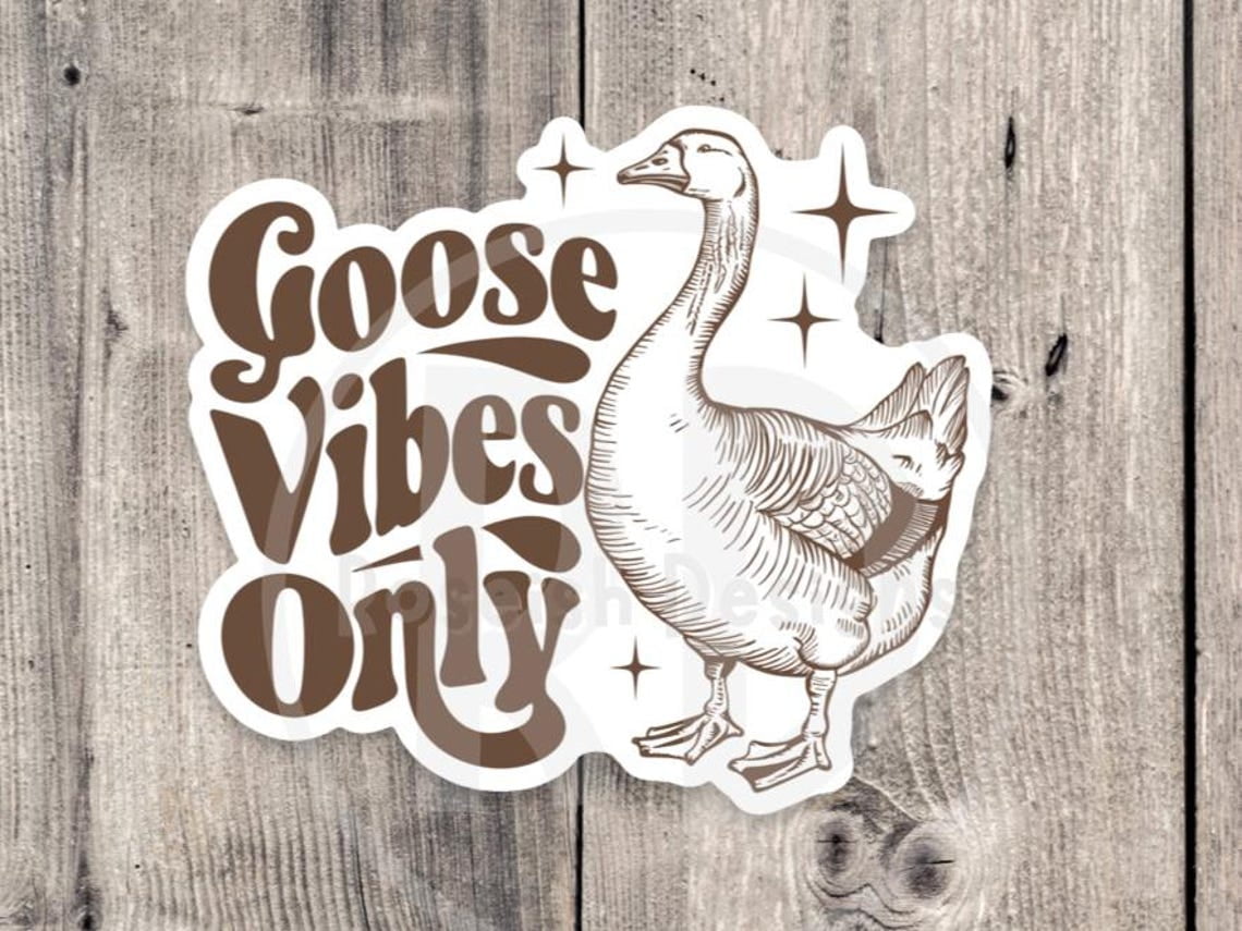 Maneki Goose Vibes Only, Funny Goose Water Bottle er, Punny Animal ...