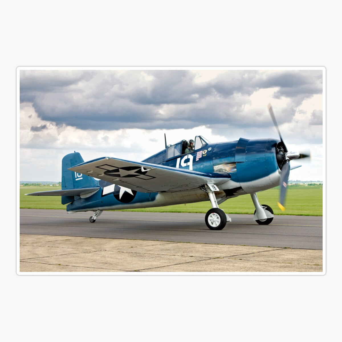 Maneki Grumman F6F-5K Hellcat 80141 G-Btcc Er, Phone Decal Water Bottle ...