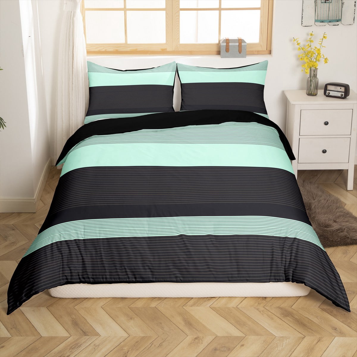 Manfei Female Men Women Minimalist Abstract Lines Full Size Comforter ...