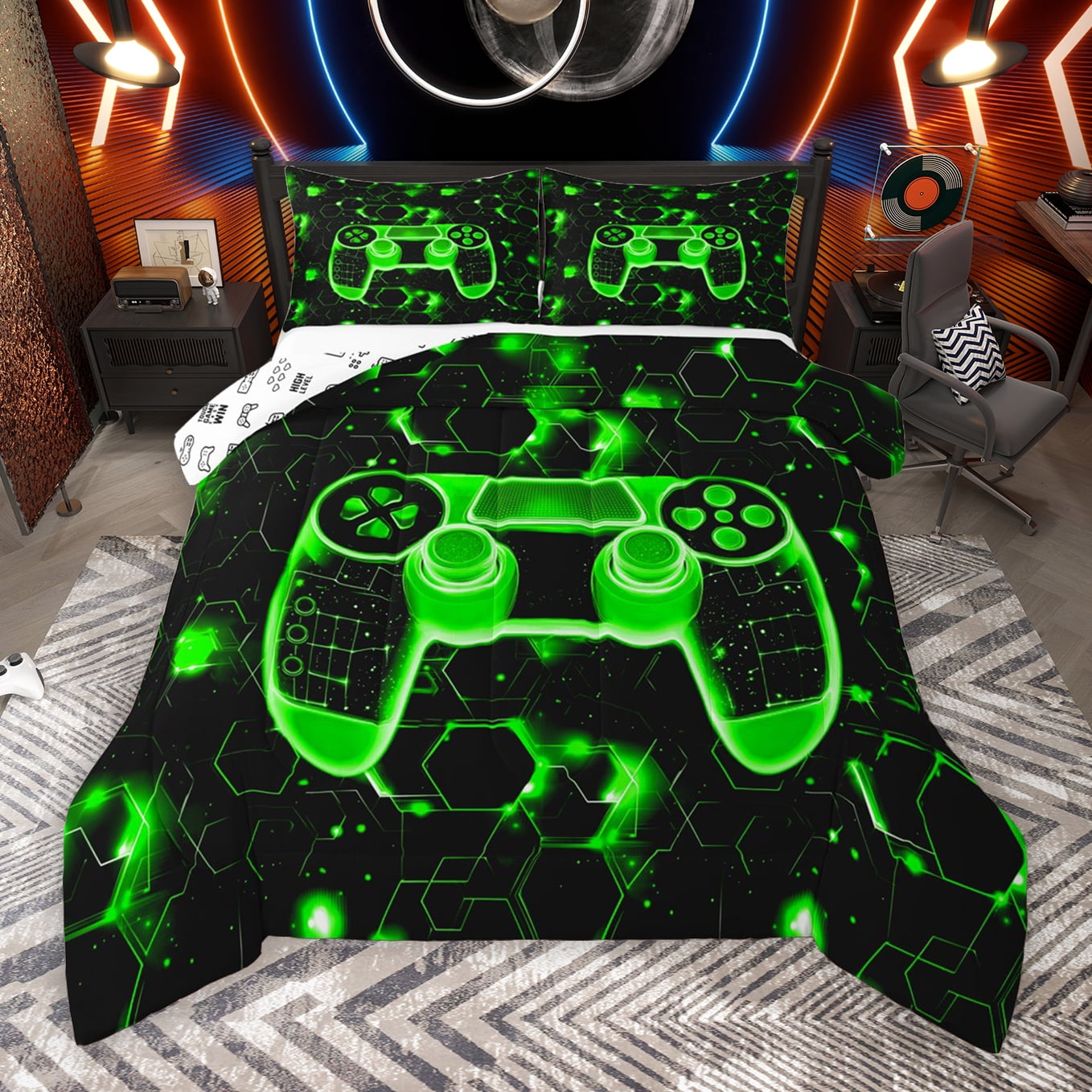 Manfei Futuristic Green Gamepad Full Size Comforter Sets, Psychedelic ...
