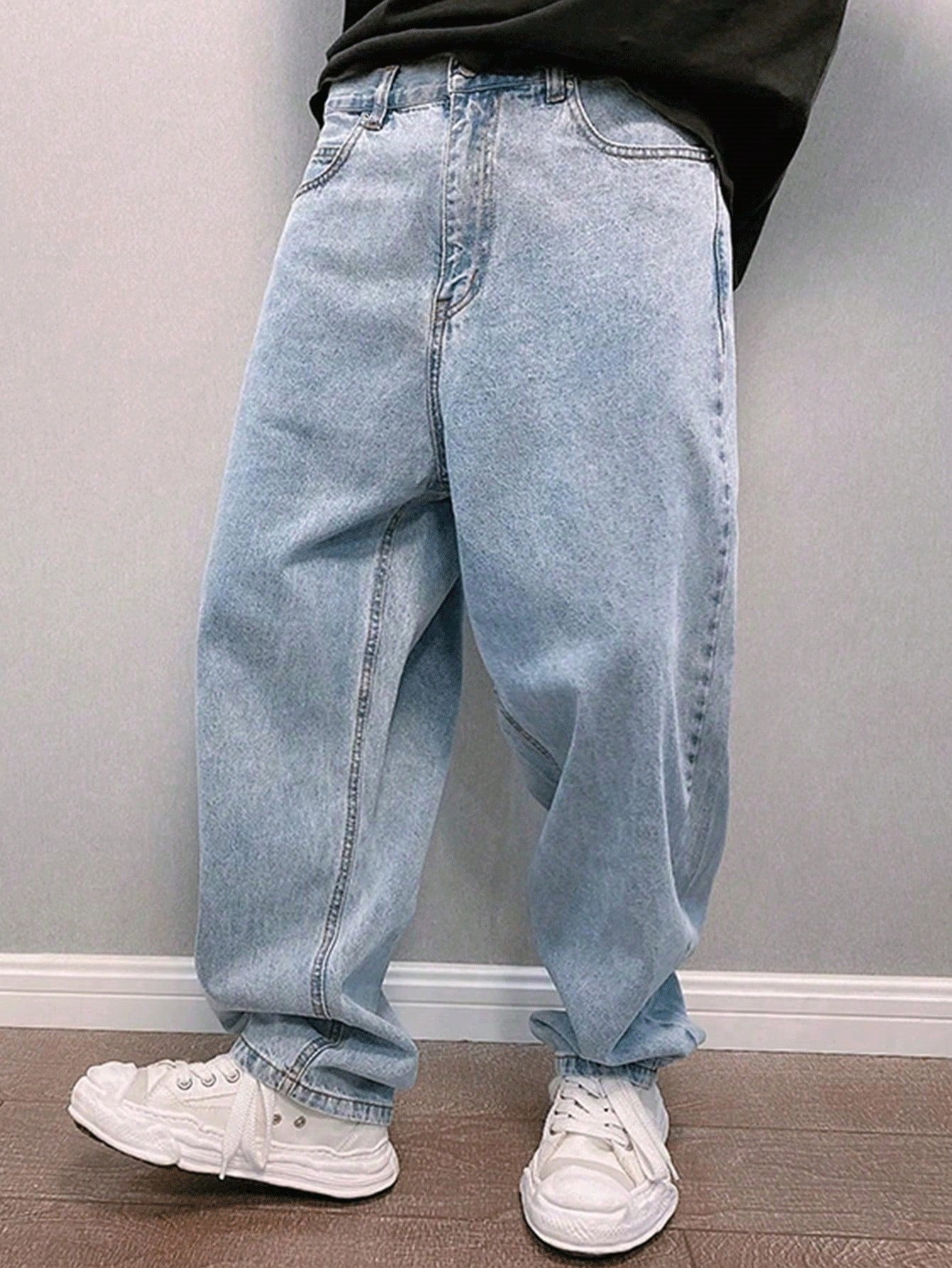 Manfinity Hypemode Loose Fit Men's Straight Leg Jeans With Slant ...