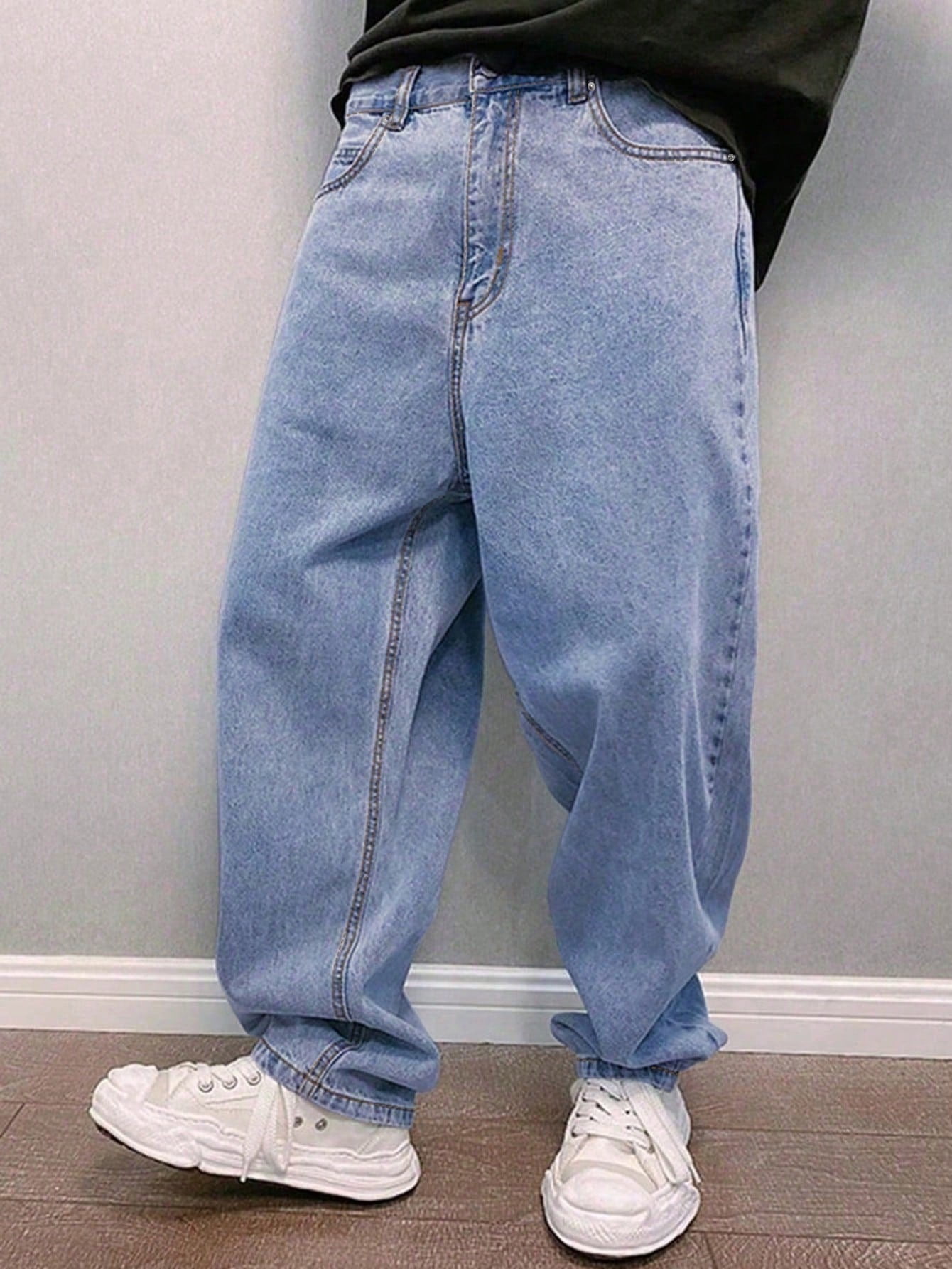 Manfinity Hypemode Loose Fit Men's Straight Leg Jeans With Slant ...