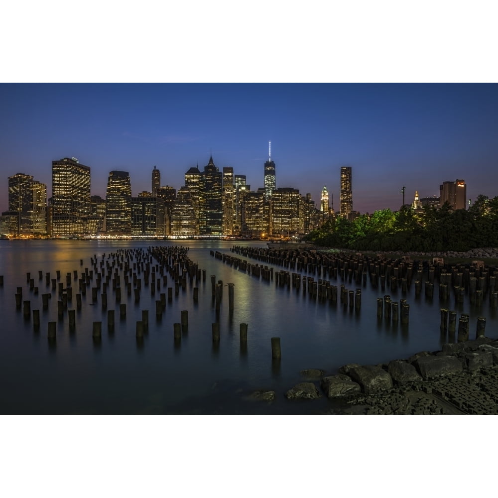 Manhattan skyline at twilight Brooklyn Bridge Park; Brooklyn New York ...