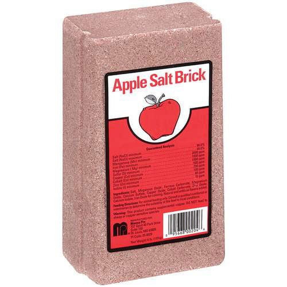 Manna Pro Shaped Salt Lick Apple Flavored Salt Brick, 4 lb. - Walmart.com