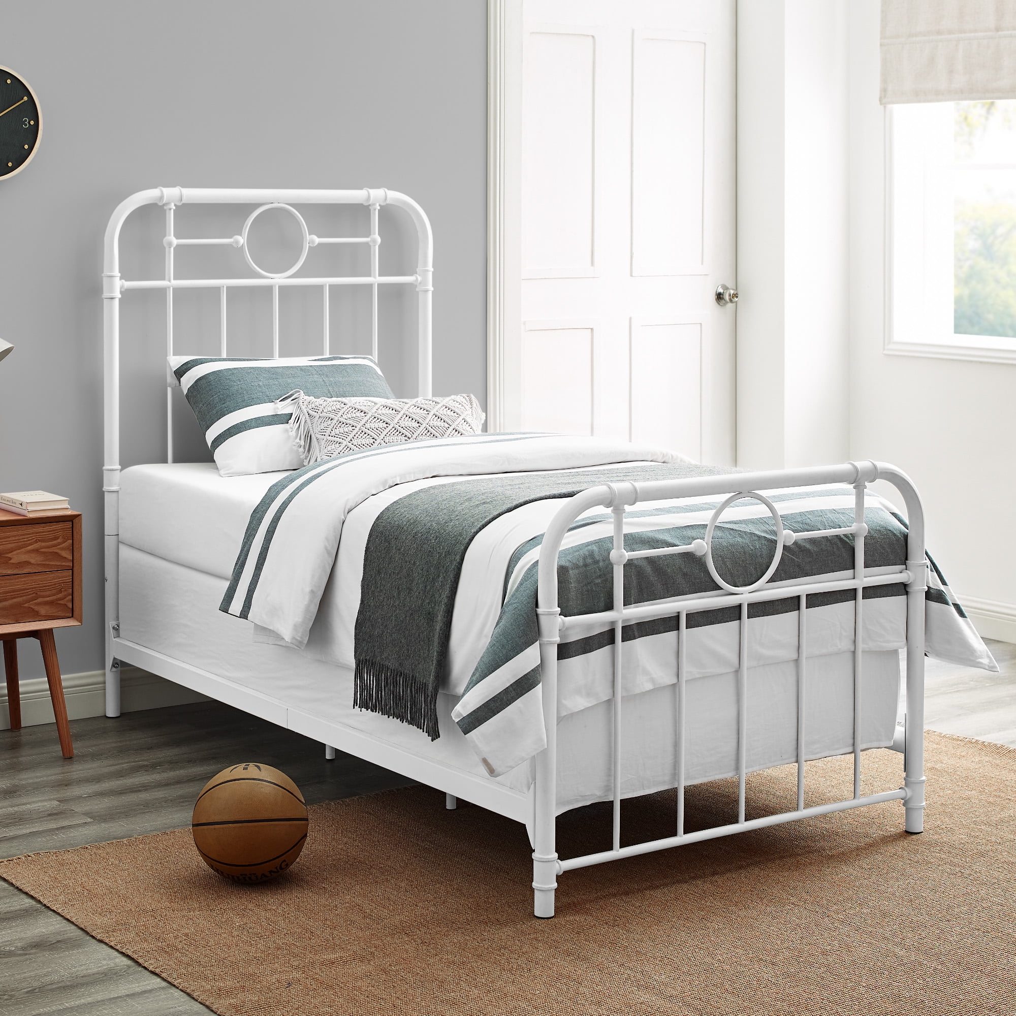 Manor Park Vintage Industrial Twin Metal Bed Frame, White - Walmart.com