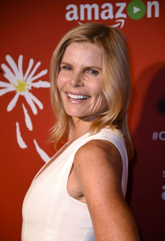 Mariel Hemingway At Arrivals For Amazon Prime Video'S Crisis In Six ...