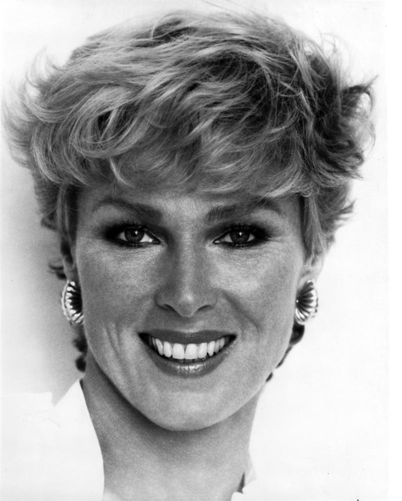 Mariette Hartley Portrait in Classic Photo Print (8 x 10) - Walmart.com