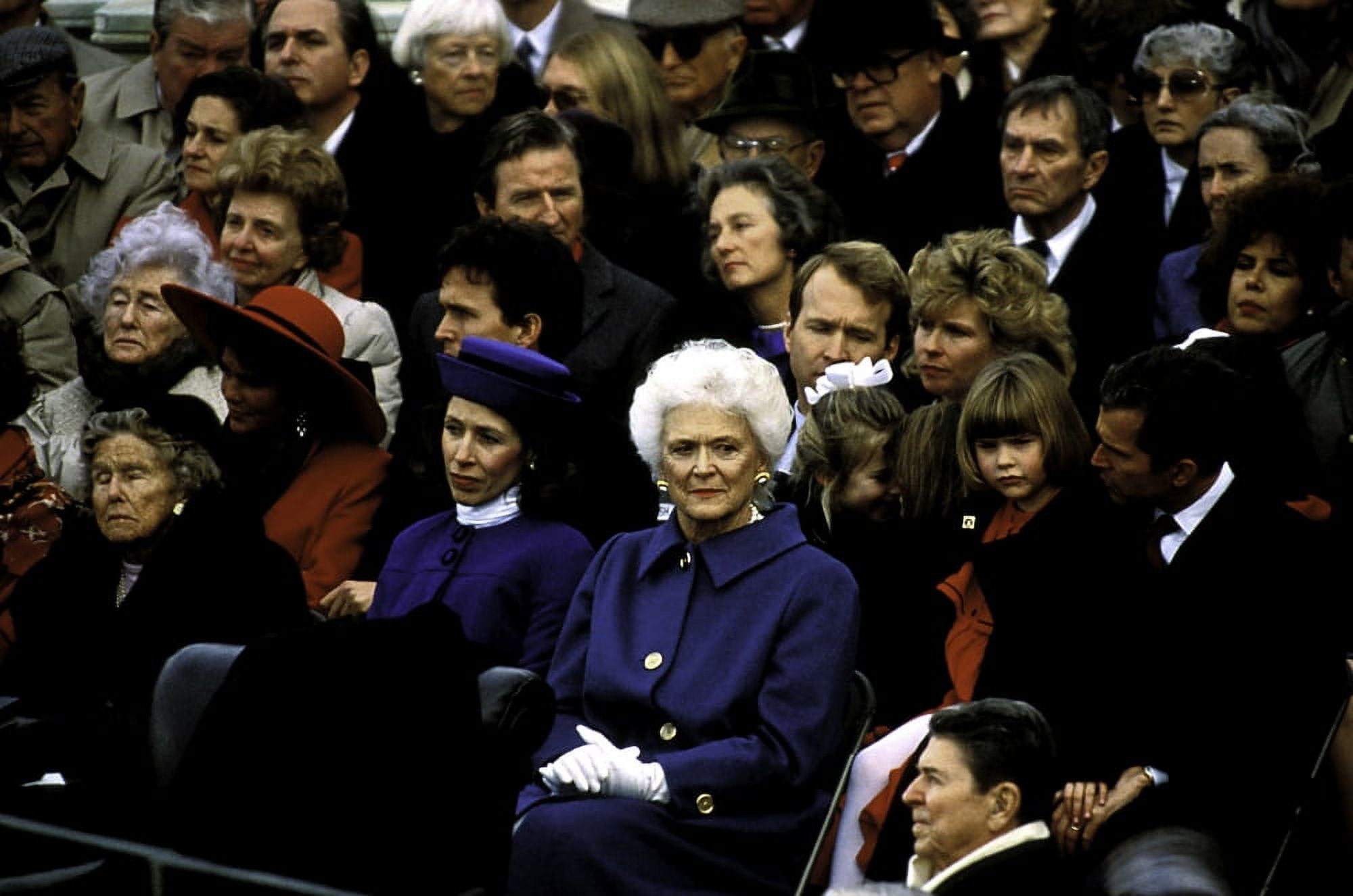 Marilyn Quayle, Dan Quayle and Barbara Bush at George Bush Srs ...