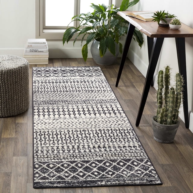 Mark&Day Area Rugs, 2x18 Louise Global Black White Runner Area Rug (2'7 ...