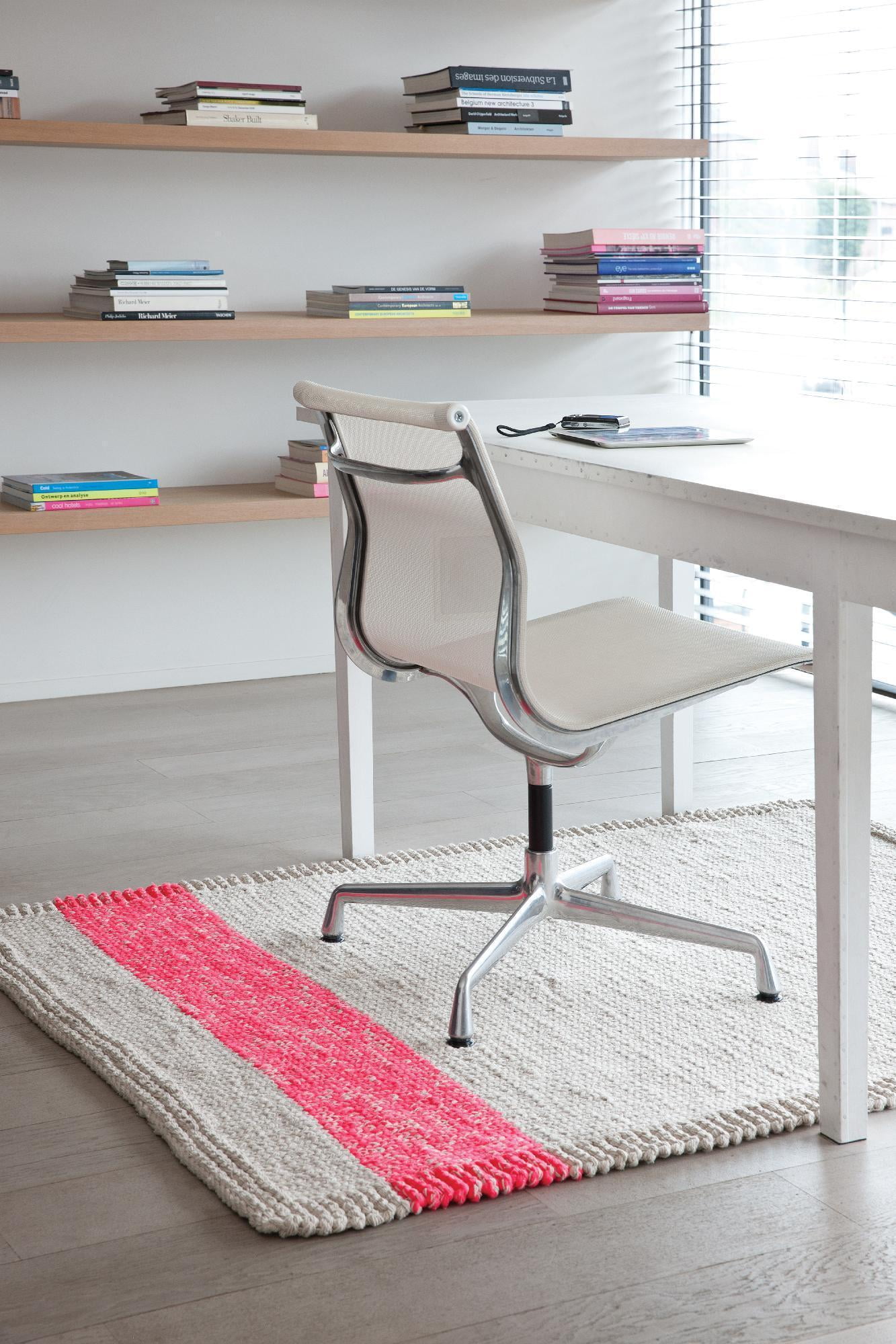 Mark&Day Area Rugs, 8x10 Ozan Modern Khaki Bright Pink Area Rug (8' x ...