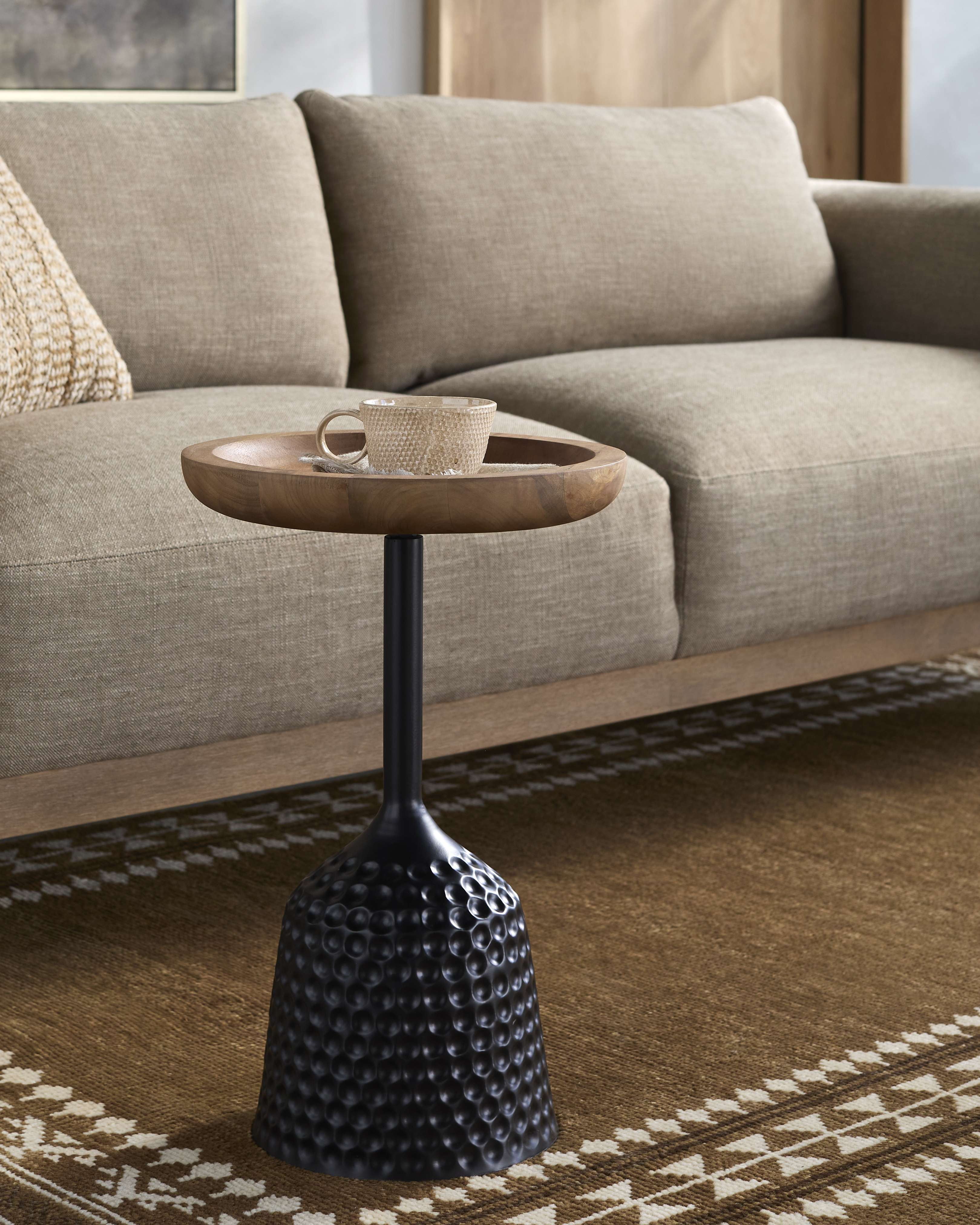 Mark&Day End Table - Bayley Modern Brown Round End Tables for Living ...