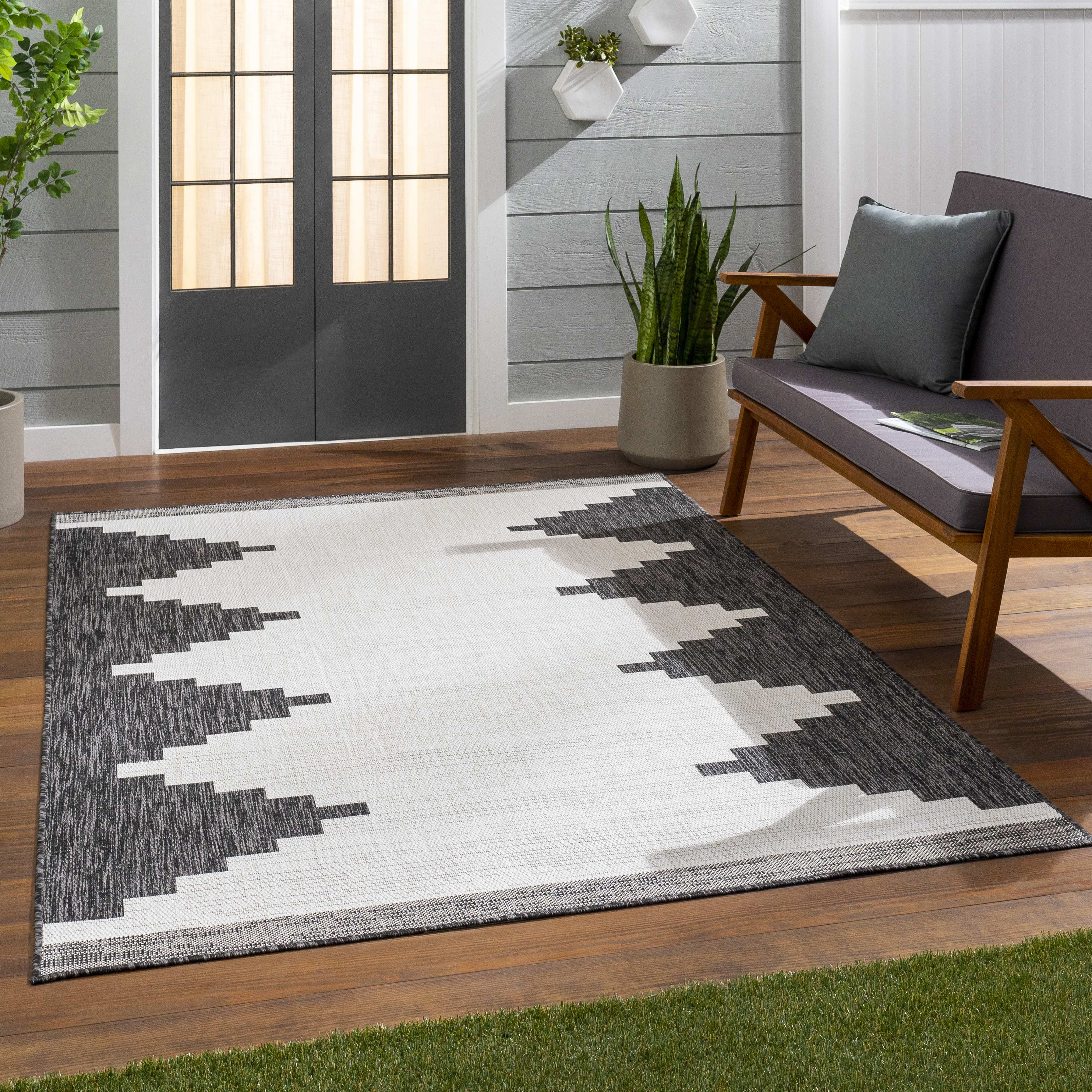 Avalon Home Cameron Chrysanthemum Indoor/Outdoor Area Rug - Walmart.com