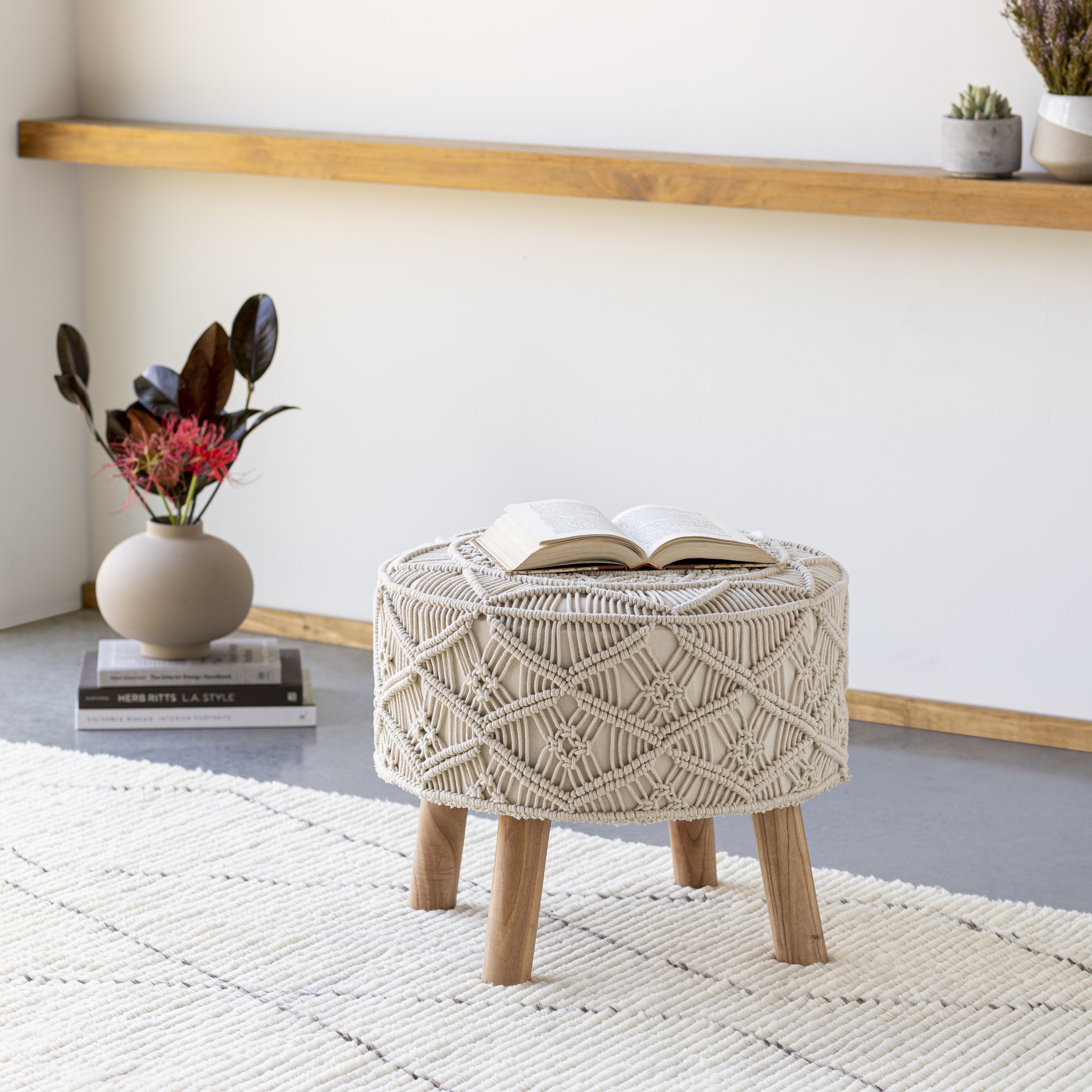 Mark&Day Pouf Ottoman, Oulu Cream Round Pouf Foot Rest Furniture Piece ...