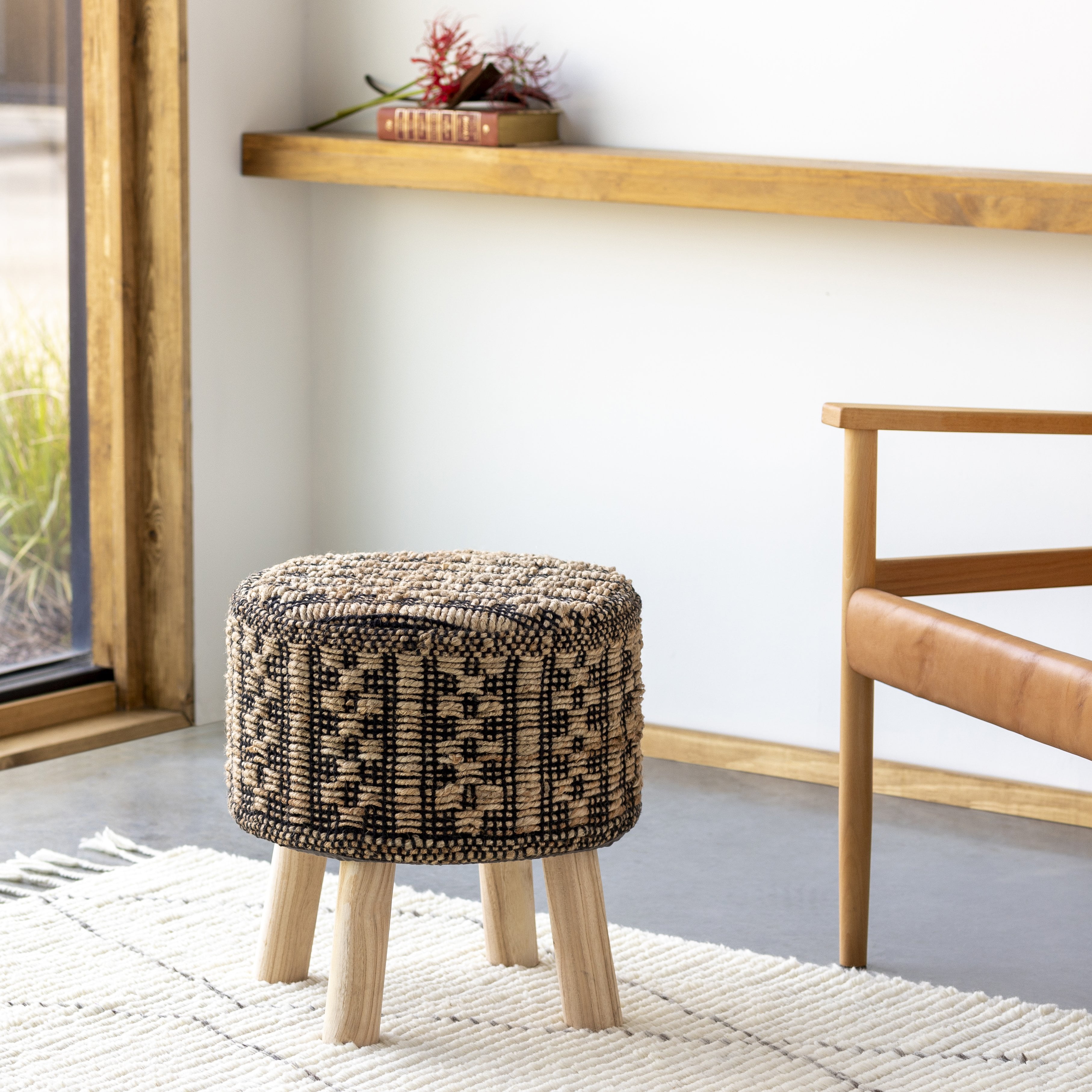 Mark&Day Pouf Ottoman, Raakkyla Black Round Pouf Foot Rest Furniture ...