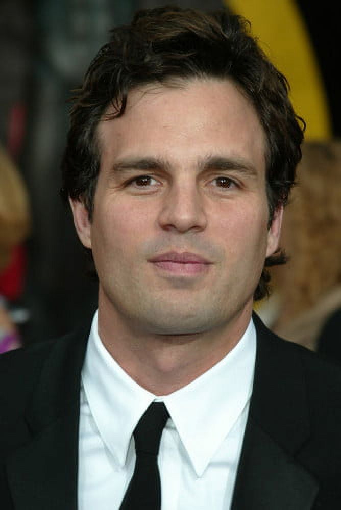Mark Ruffalo 24X36 Poster - Walmart.com