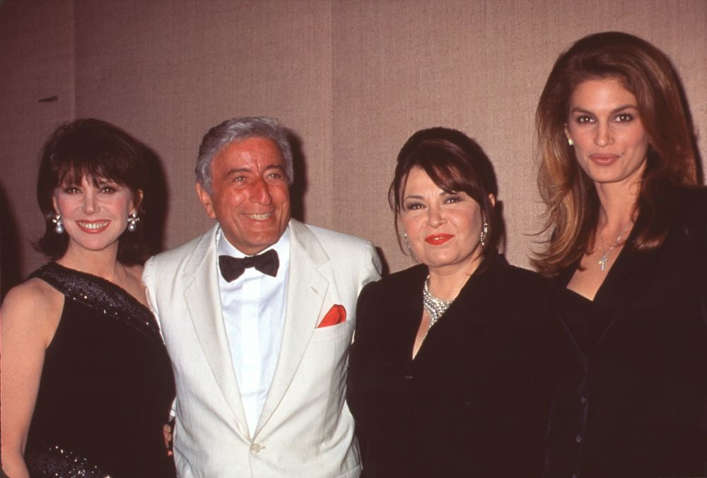 Marlo Thomas, Tony Bennett, Roseanne & Cindy Crawford Photo Print (16 x ...
