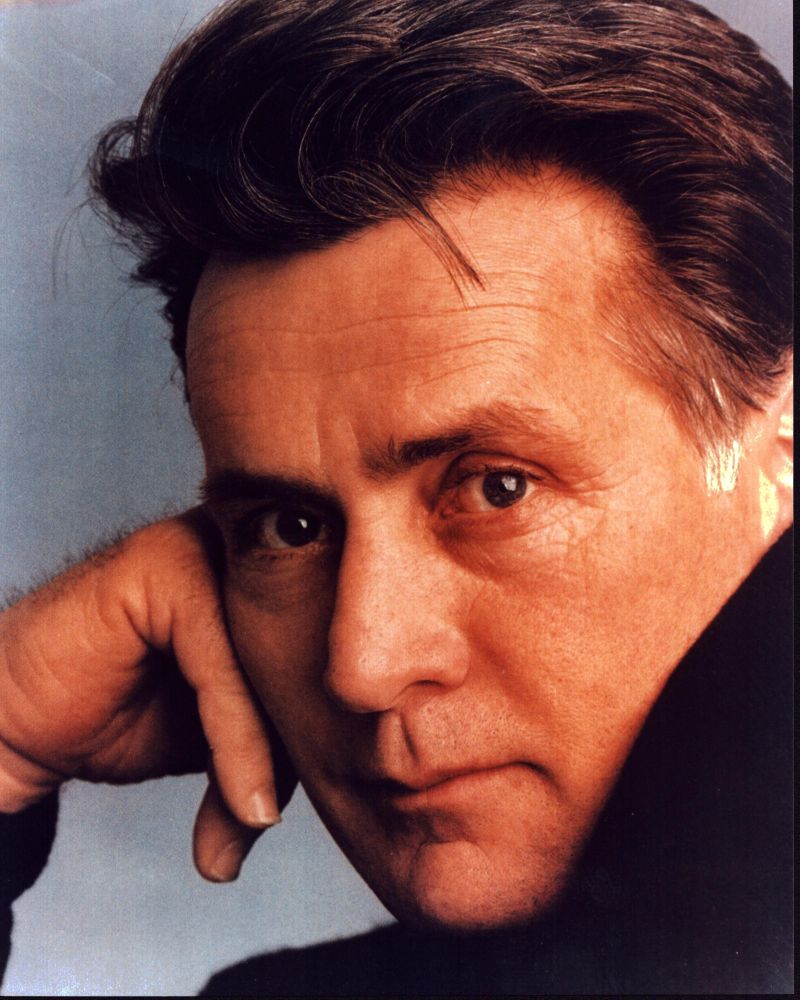 Martin Sheen Headshot Leaning Head On Hand Photo Print (8 x 10) - Item ...