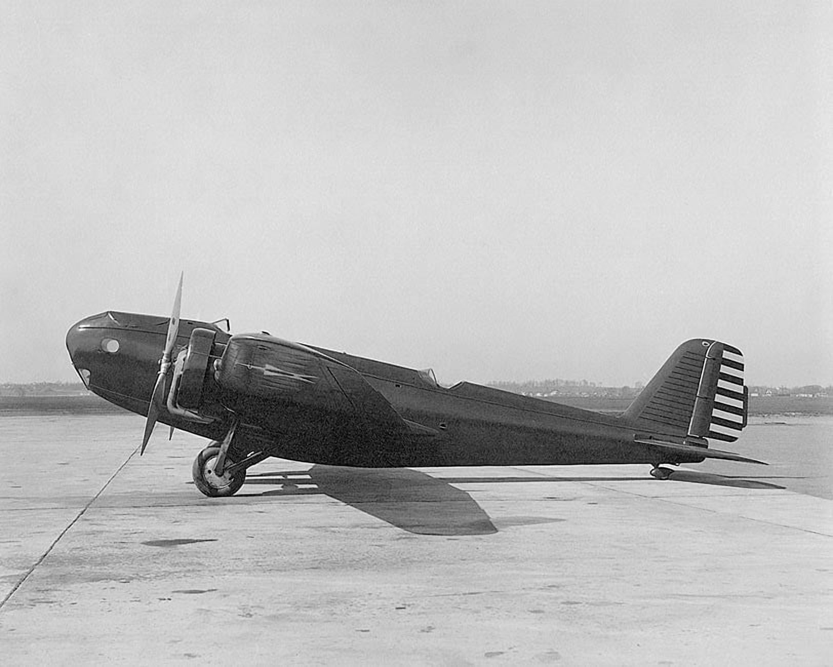 Martin XB-907A / B-10 Bomber Side View - 24x36 Inch Laminated Aviation ...