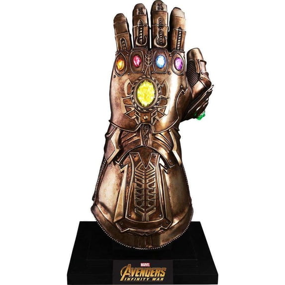 Marvel Avengers Infinity War Infinity Gauntlet Light-Up Replica ...