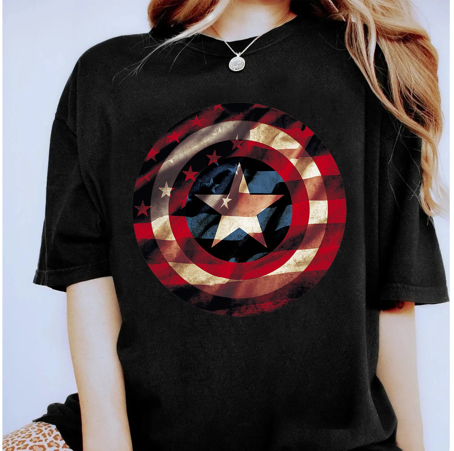 Marvel Captain America Avengers Shield Flag T-Shirt, Disneyland Family ...