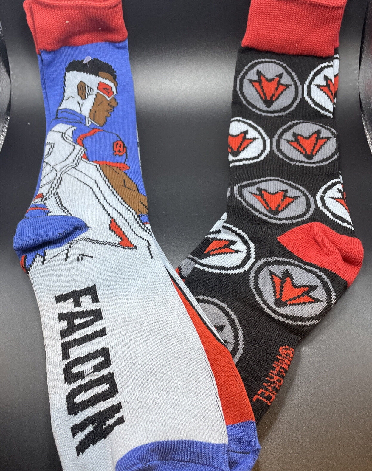 Marvel The Falcon Red/Blue & Logo Mens Socks 2Pack Size 6-12 - Walmart.com
