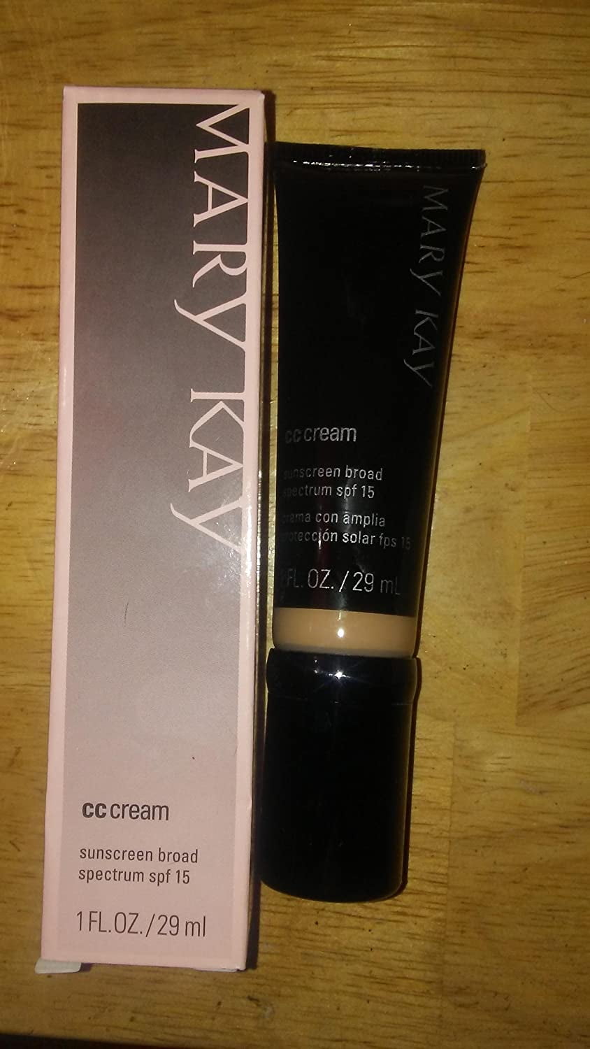 Mary Kay CC Cream Sunscreen Broad Spectrum SPF 15 1fl. oz / 29 mL ...