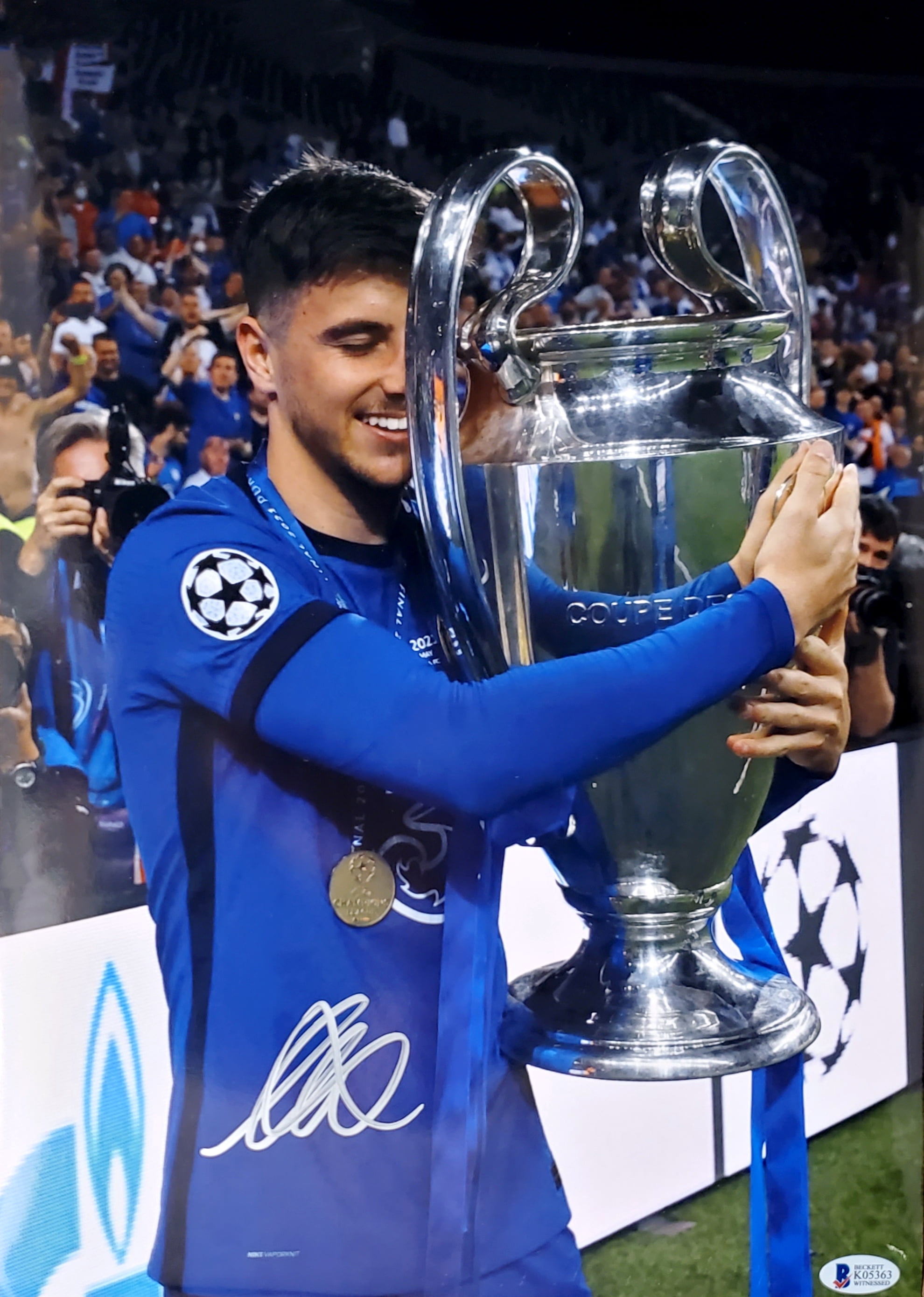 Mason Mount Autographed 11x16 Photo Chelsea F.C. EUFA Champions League ...