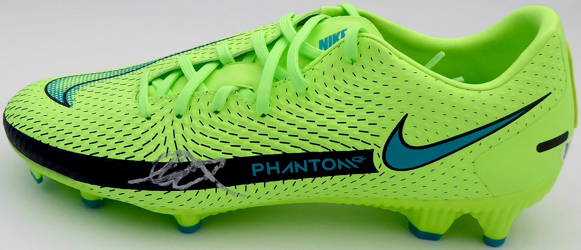 Mason Mount Autographed Green Nike Phantom Cleat Shoe Chelsea F.C. Size ...