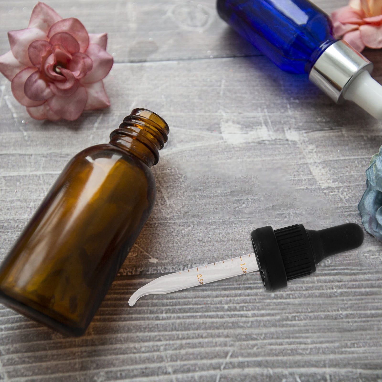 Masteelf 5pcs Essential Oil Bottles with Dropper Caps and Graduated ...