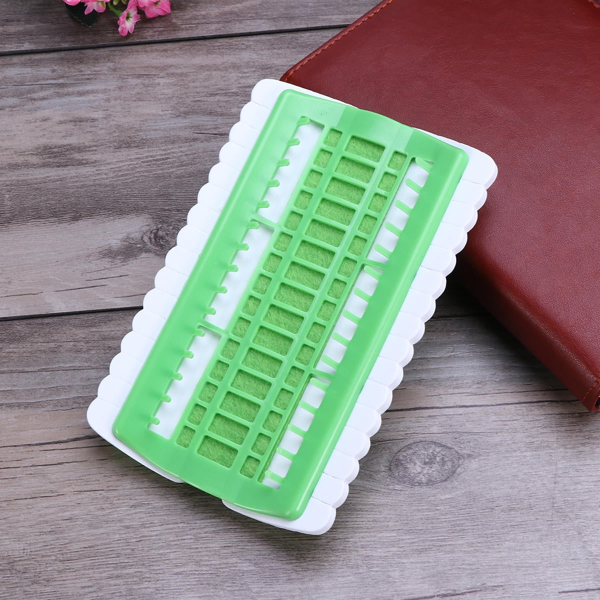 Masteelf Durable Green PVC Embroidery Floss Organizer with 30 Positions ...