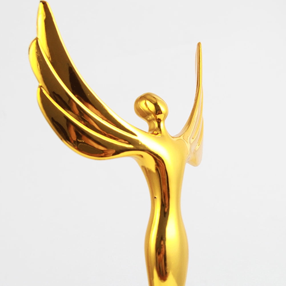 Masteelf Golden Plastic Trophy for Kids and Adults, Lightweight Award ...