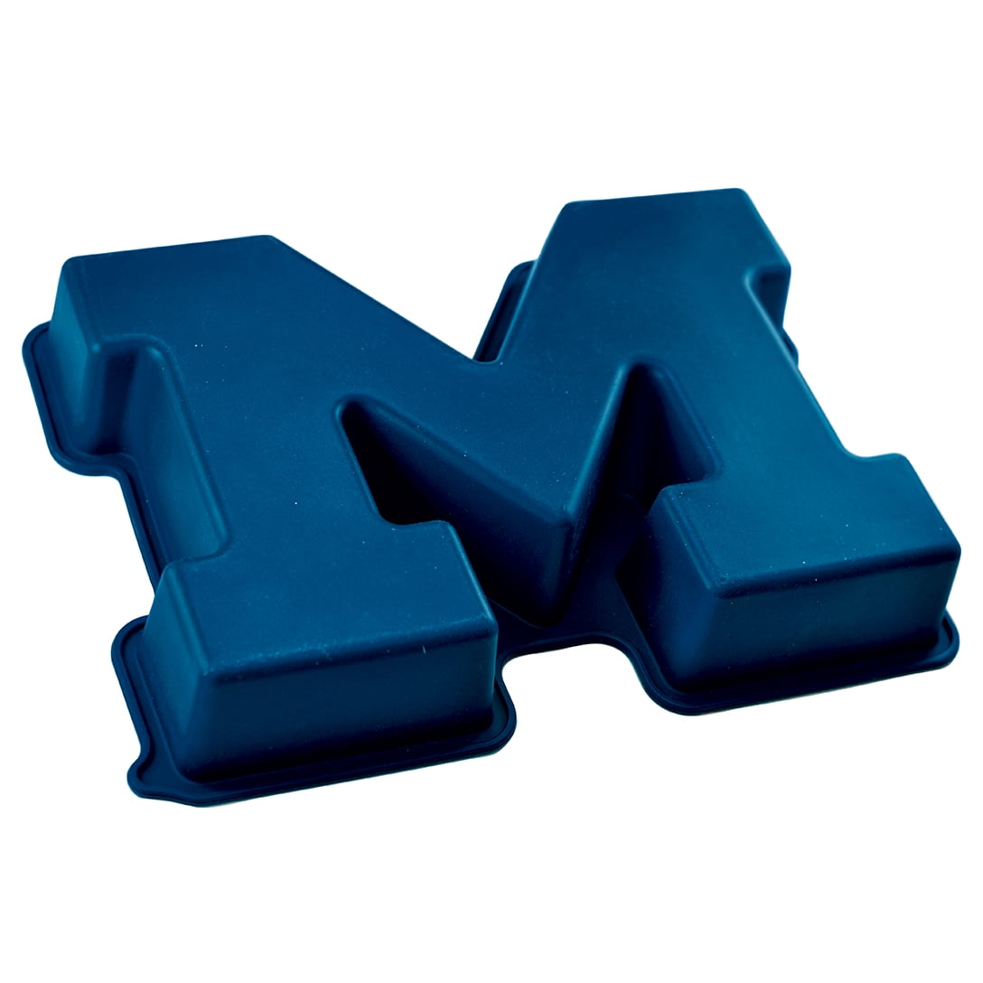 MasterPieces FanPans NCAA Michigan Wolverines Team Logo Silicone Cake ...