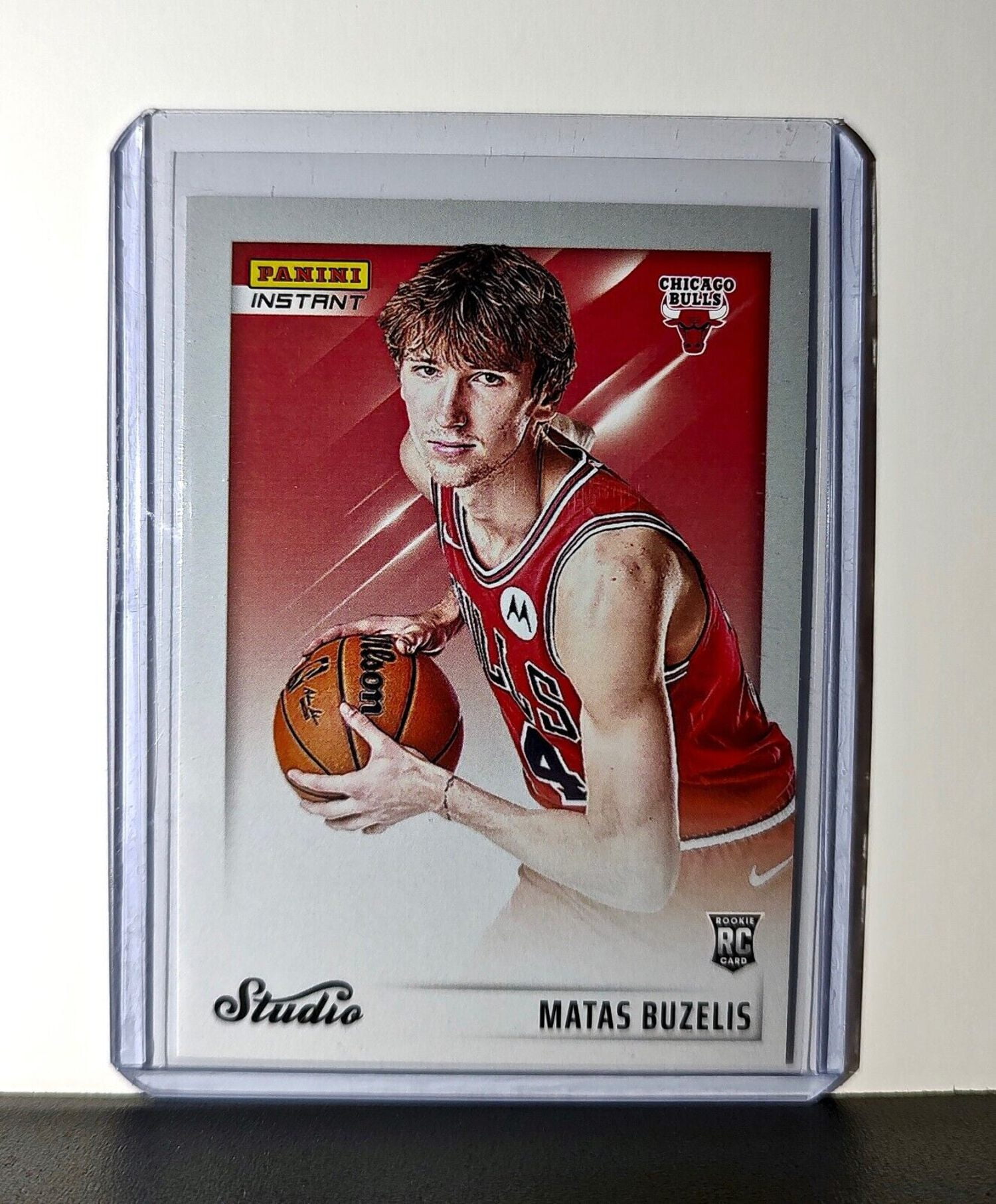 Matas Buzelis 2024-25 Panini Studio #28 Rookie Basketball Card Bulls 1/ ...