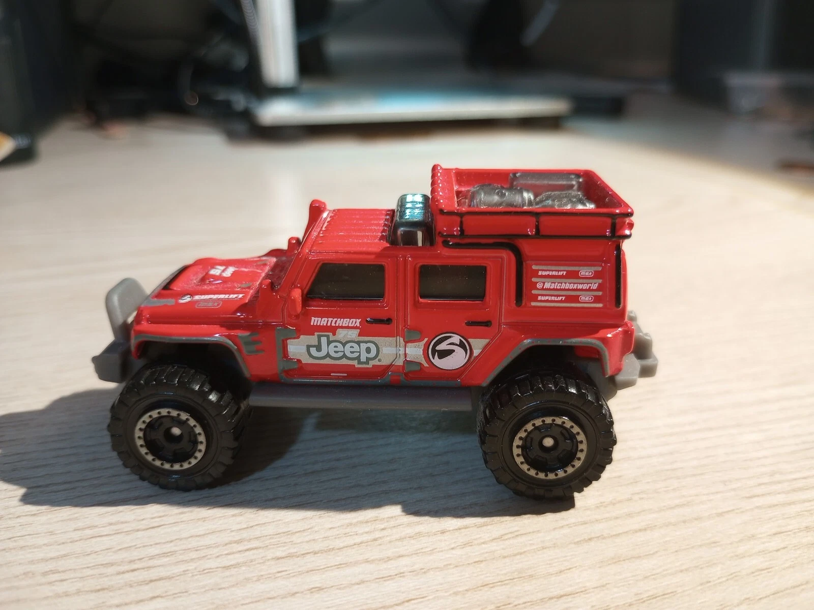 Matchbox Jeep Wrangler Super Lift 2011 Taiwan 1:62 Die Cast - Walmart.com