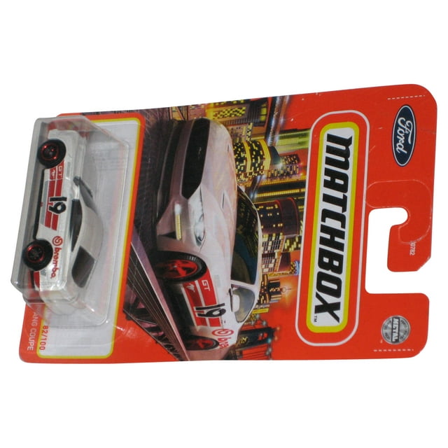 Matchbox White '19 Ford Mustang Coupe (2021) Mattel Die-Cast Toy Car 82 ...