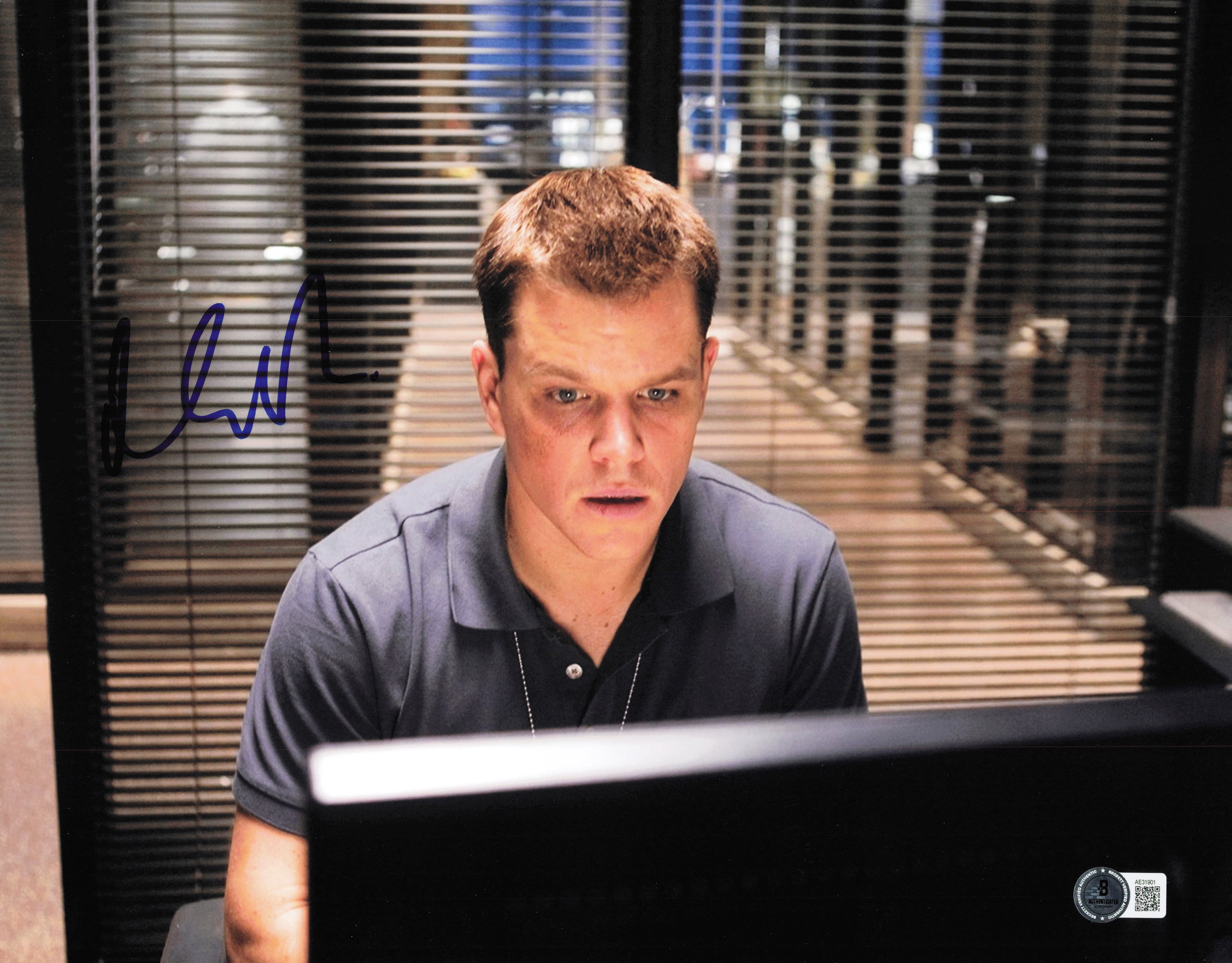 Matt Damon Autographed 11x14 Photo The Departed Beckett BAS QR #AE31901 ...