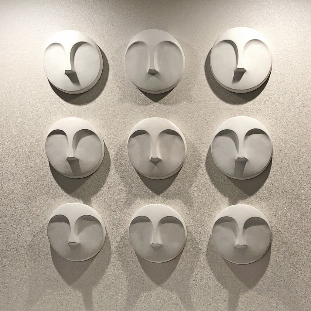 Matte White Round Face Wall Sculpture - Walmart.com