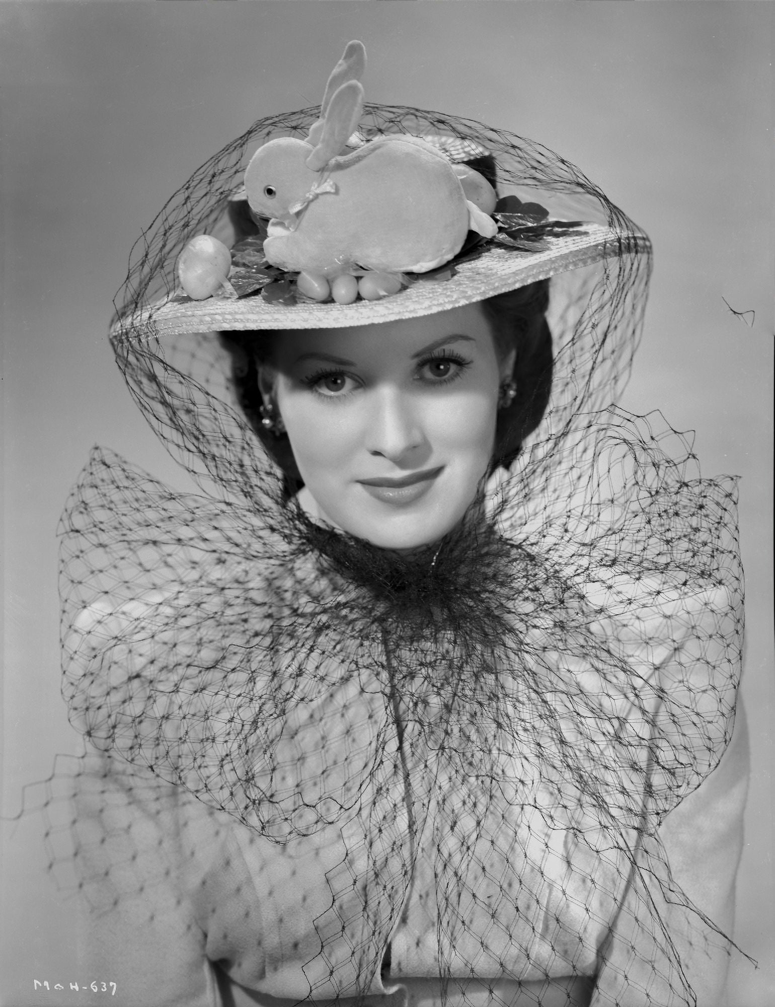 Maureen O'Hara Close Up Portrait wearing Veil with Rabbit on Top Photo ...